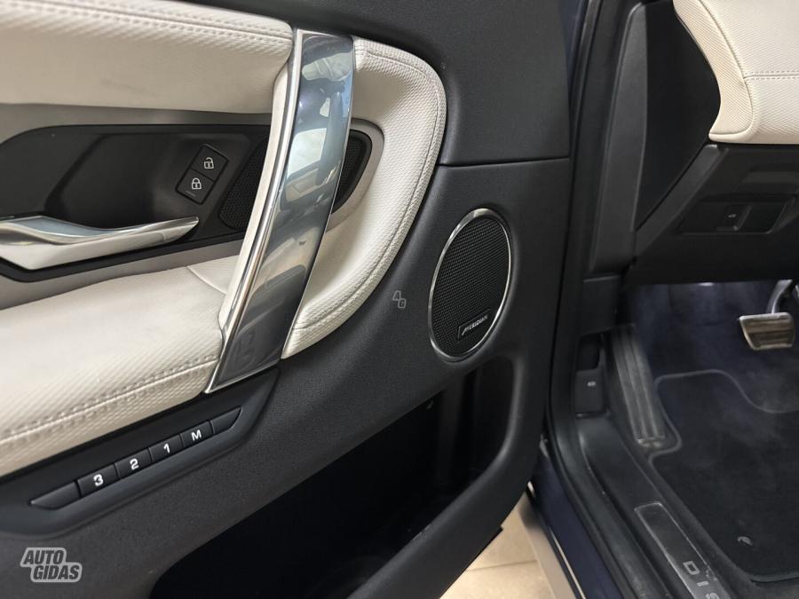 Grey Land Rover Discovery Sport 2025 in Vilnius, with an engine capacity of 2.00 L and mileage of 43 thousand km for 42000 €, photo 10 on AUTOMOTO.COM.LV