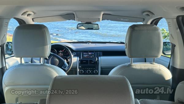 Pelēks Land Rover Discovery Sport 2016 Tallina, ar dzinēja tilpumu 2.00 L un nobraukumu 175 tūkst. km par 11490 €, foto 10 vietnē AUTOMOTO.COM.LV