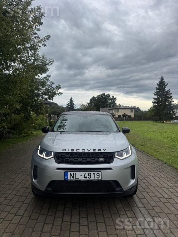 Серый Ленд Ровер Discovery Sport 2020 в Рига, объемом двигателя 2.00 л и пробегом 135 тыс. км за 15800 €, фото 1 на AUTOMOTO.COM.LV