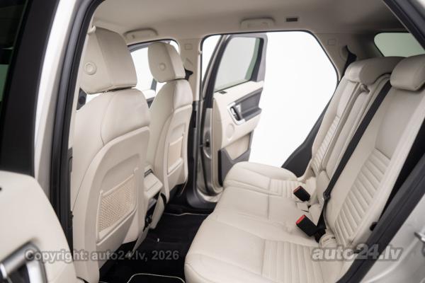 Серый Ленд Ровер Discovery Sport 2017 в Таллин, объемом двигателя 2.00 л и пробегом 88 тыс. км за 16999 €, фото 8 на AUTOMOTO.COM.LV