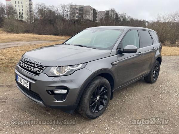 Pelēks Land Rover Discovery Sport 2018 Tallina, ar dzinēja tilpumu 2.00 L un nobraukumu 118 tūkst. km par 13500 €, foto 1 vietnē AUTOMOTO.COM.LV