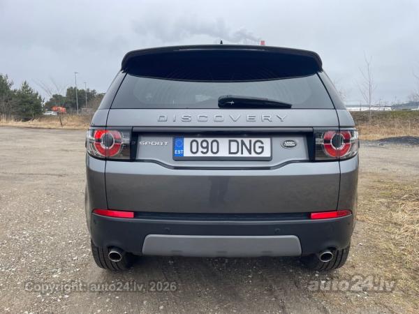 Pelēks Land Rover Discovery Sport 2018 Tallina, ar dzinēja tilpumu 2.00 L un nobraukumu 118 tūkst. km par 13500 €, foto 5 vietnē AUTOMOTO.COM.LV