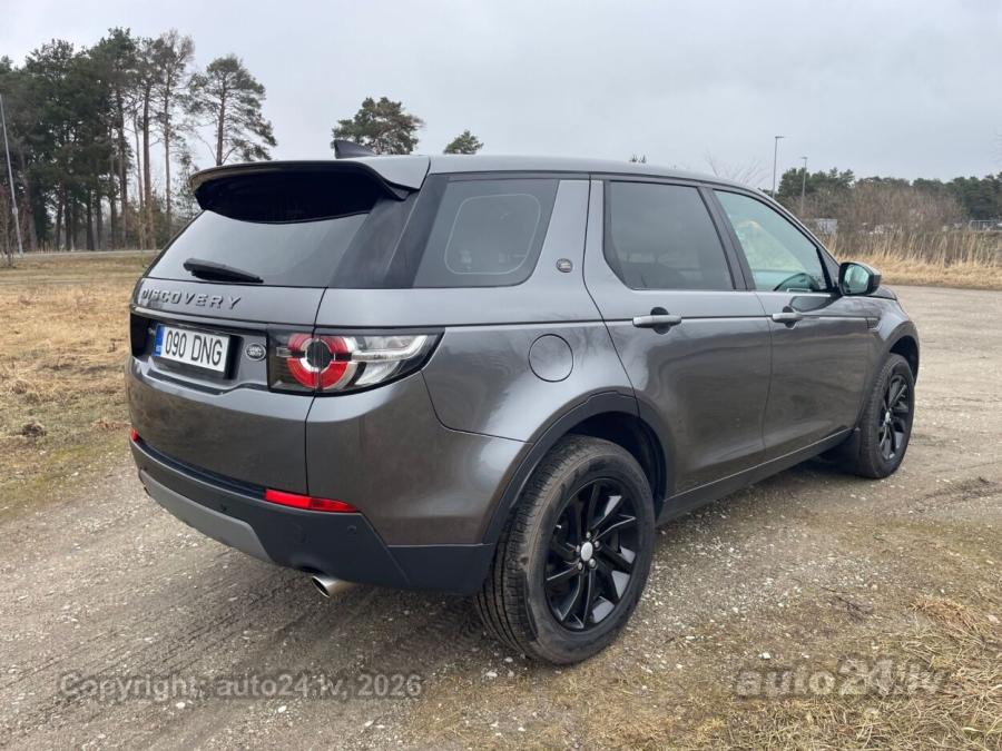 Grey Land Rover Discovery Sport 2018 in Tallinn, with an engine capacity of 2.00 L and mileage of 118 thousand km for 13500 €, photo 6 on AUTOMOTO.COM.LV