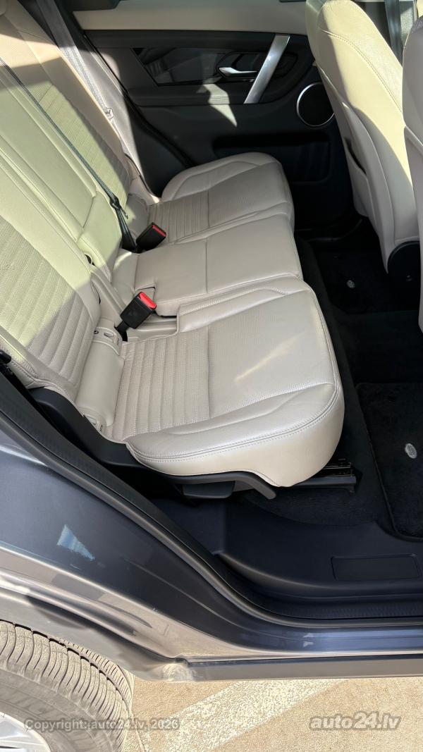 Pelēks Land Rover Discovery Sport 2020 Tallina, ar dzinēja tilpumu 2.00 L un nobraukumu 67 tūkst. km par 26490 €, foto 10 vietnē AUTOMOTO.COM.LV