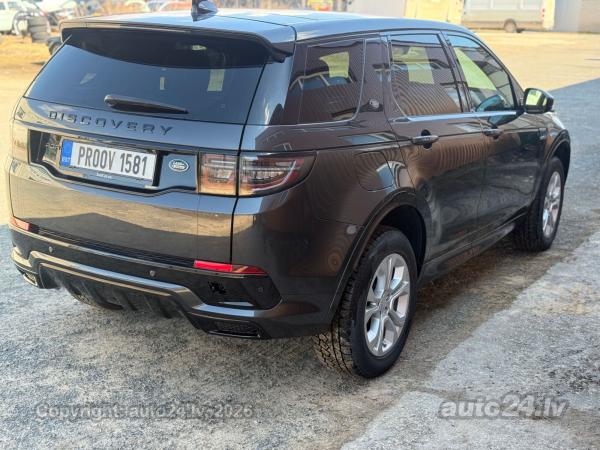 Grey Land Rover Discovery Sport 2023 in Viljandi, with an engine capacity of 2.00 L and mileage of 59 thousand km for 34999 €, photo 3 on AUTOMOTO.COM.LV
