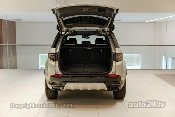 Grey Land Rover Discovery Sport 2026 in Tallinn, with an engine capacity of 2.00 L and mileage of 0 thousand km for 68700 €, photo 5 on AUTOMOTO.COM.LV