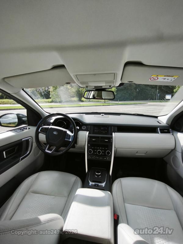 Land Rover Discovery Sport 2019 in Riga, with an engine capacity of 2.00 L and mileage of 140 thousand km for 14990 €, photo 10 on AUTOMOTO.COM.LV