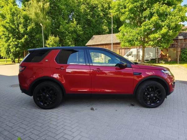 Red Land Rover Discovery Sport 2015 in Jelgava, with an engine capacity of 2.00 L and mileage of 183 thousand km for 10990 €, photo 7 on AUTOMOTO.COM.LV