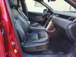 Red Land Rover Discovery Sport 2015 in Jelgava, with an engine capacity of 2.00 L and mileage of 183 thousand km for 10990 €, photo 10 on AUTOMOTO.COM.LV