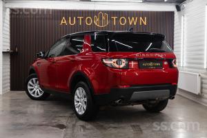 Red Land Rover Discovery Sport 2016 in Riga, with an engine capacity of 2.00 L and mileage of 164 thousand km for 13990 €, photo 8 on AUTOMOTO.COM.LV