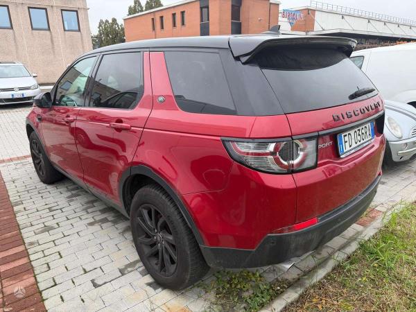 Sarkans Land Rover Discovery Sport 2016 Panevēža, ar dzinēja tilpumu 2.00 L un nobraukumu 144 tūkst. km par 8950 €, foto 3 vietnē AUTOMOTO.COM.LV
