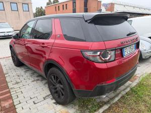 Sarkans Land Rover Discovery Sport 2016 Panevēža, ar dzinēja tilpumu 2.00 L un nobraukumu 144 tūkst. km par 8950 €, foto 3 vietnē AUTOMOTO.COM.LV