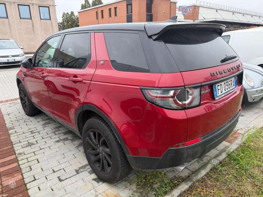 Sarkans Land Rover Discovery Sport 2016 Panevēža, ar dzinēja tilpumu 2.00 L un nobraukumu 144 tūkst. km par 8950 €, foto 3 vietnē AUTOMOTO.COM.LV