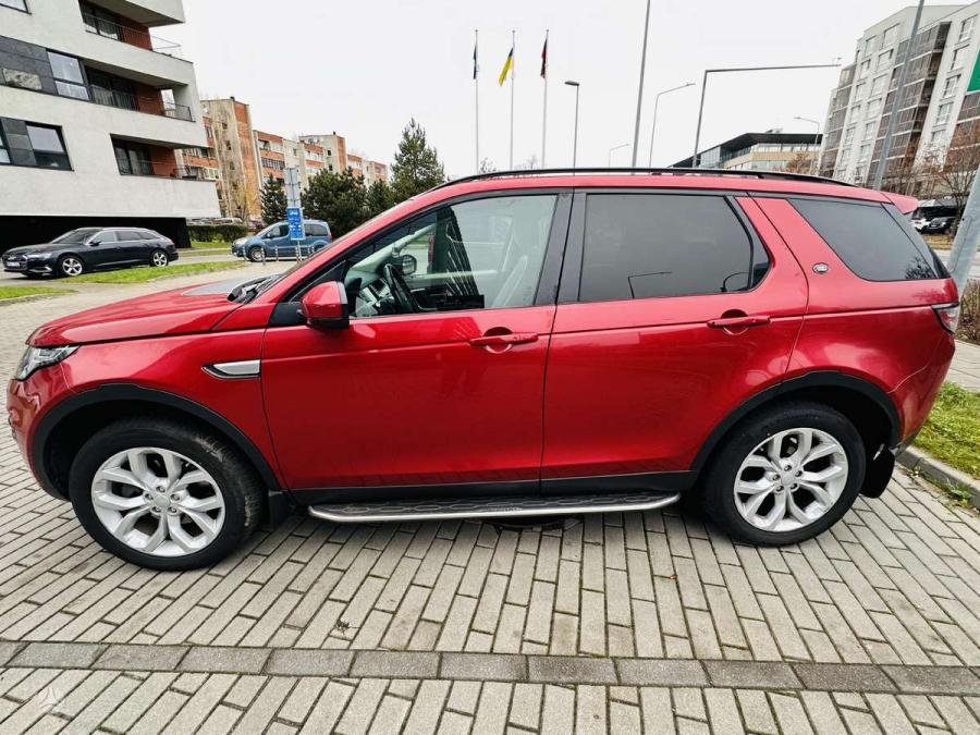 Sarkans Land Rover Discovery Sport 2016 Viļņa, ar dzinēja tilpumu 2.00 L un nobraukumu 60 tūkst. km par 11000 €, foto 4 vietnē AUTOMOTO.COM.LV