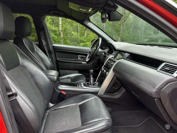 Sarkans Land Rover Discovery Sport 2016 Kauņa, ar dzinēja tilpumu 2.00 L un nobraukumu 200 tūkst. km par 7850 €, foto 10 vietnē AUTOMOTO.COM.LV