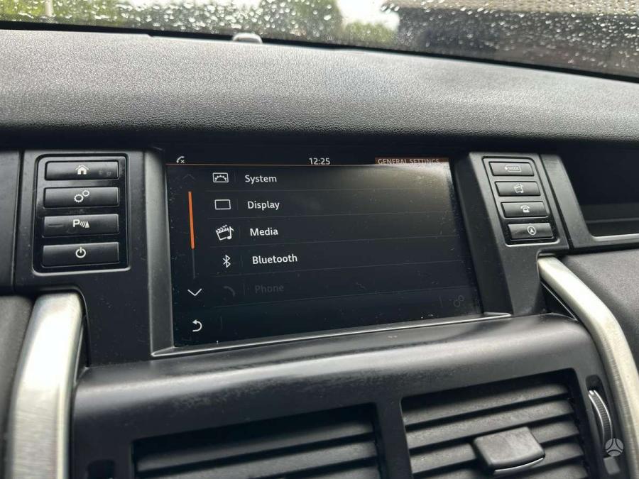 Красный Ленд Ровер Discovery Sport 2016 в Каунас, объемом двигателя 2.00 л и пробегом 200 тыс. км за 7850 €, фото 30 на AUTOMOTO.COM.LV