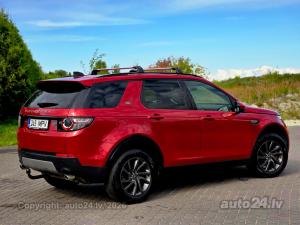 Red Land Rover Discovery Sport 2016 in Tallinn, with an engine capacity of 2.00 L and mileage of 124 thousand km for 10990 €, photo 7 on AUTOMOTO.COM.LV