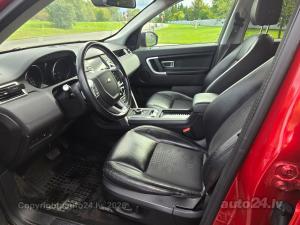 Red Land Rover Discovery Sport 2016 in Tallinn, with an engine capacity of 2.00 L and mileage of 124 thousand km for 10990 €, photo 9 on AUTOMOTO.COM.LV