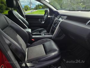 Red Land Rover Discovery Sport 2016 in Tallinn, with an engine capacity of 2.00 L and mileage of 124 thousand km for 10990 €, photo 10 on AUTOMOTO.COM.LV