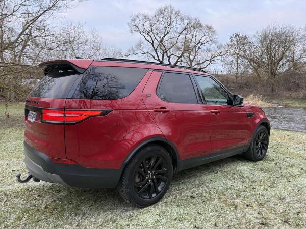 Red Land Rover Discovery Sport 2017 in Siauliai, with an engine capacity of 3.00 L and mileage of 182 thousand km for 14800 €, photo 3 on AUTOMOTO.COM.LV