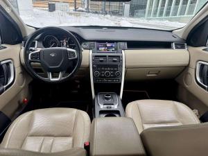 Red Land Rover Discovery Sport 2017 in Vilnius, with an engine capacity of 2.00 L and mileage of 195 thousand km for 12800 €, photo 5 on AUTOMOTO.COM.LV