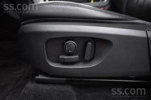 Sarkans Land Rover Discovery Sport 2017 Jelgava, ar dzinēja tilpumu 2.00 L un nobraukumu 0 tūkst. km par 12450 €, foto 18 vietnē AUTOMOTO.COM.LV