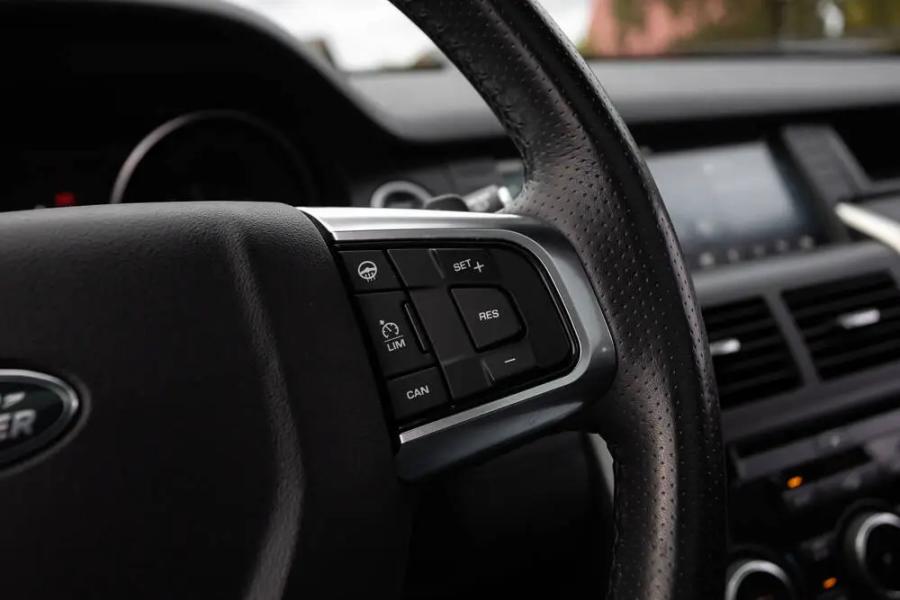 Красный Ленд Ровер Discovery Sport 2017 в Елгава, объемом двигателя 2.00 л и пробегом 181 тыс. км за 13900 €, фото 24 на AUTOMOTO.COM.LV