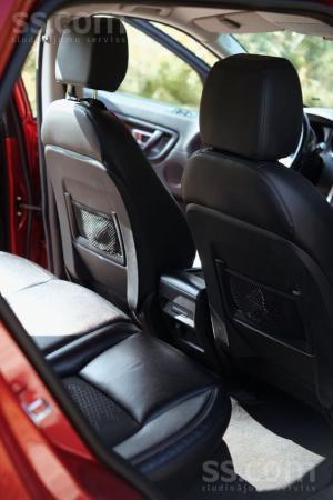 Sarkans Land Rover Discovery Sport 2017 Rīga, ar dzinēja tilpumu 2.00 L un nobraukumu 151 tūkst. km par 14000 €, foto 7 vietnē AUTOMOTO.COM.LV