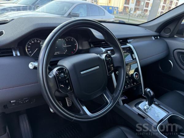 Red Land Rover Discovery Sport 2019 in Jelgava, with an engine capacity of 2.00 L and mileage of 0 thousand km for 17500 €, photo 10 on AUTOMOTO.COM.LV