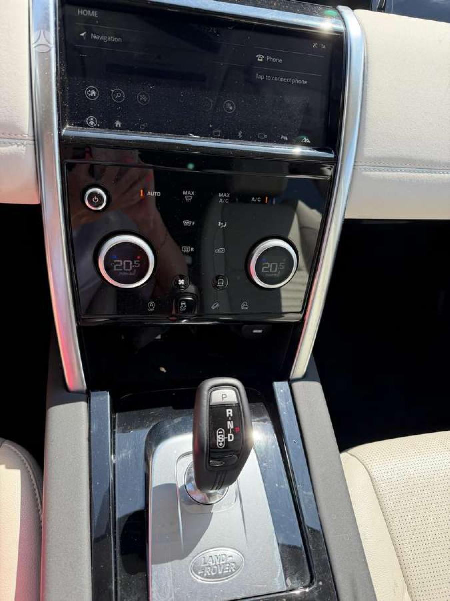 Красный Ленд Ровер Discovery Sport 2019 в Швенчёнис, объемом двигателя 2.00 л и пробегом 46 тыс. км за 19200 €, фото 15 на AUTOMOTO.COM.LV