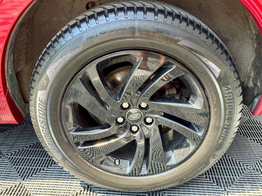 Sarkans Land Rover Discovery Sport 2021 Marijampole, ar dzinēja tilpumu 2.00 L un nobraukumu 130 tūkst. km par 15900 €, foto 19 vietnē AUTOMOTO.COM.LV