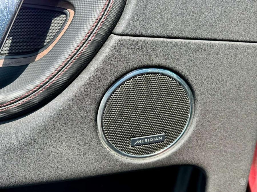 Sarkans Land Rover Discovery Sport 2021 Marijampole, ar dzinēja tilpumu 2.00 L un nobraukumu 130 tūkst. km par 15900 €, foto 24 vietnē AUTOMOTO.COM.LV
