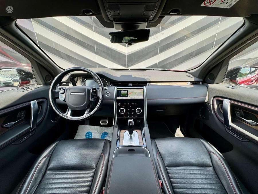 Sarkans Land Rover Discovery Sport 2021 Marijampole, ar dzinēja tilpumu 2.00 L un nobraukumu 130 tūkst. km par 15900 €, foto 29 vietnē AUTOMOTO.COM.LV