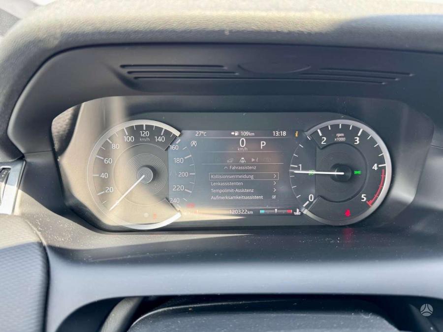 Sarkans Land Rover Discovery Sport 2021 Marijampole, ar dzinēja tilpumu 2.00 L un nobraukumu 130 tūkst. km par 15900 €, foto 30 vietnē AUTOMOTO.COM.LV