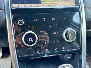 Sarkans Land Rover Discovery Sport 2021 Marijampole, ar dzinēja tilpumu 2.00 L un nobraukumu 130 tūkst. km par 15900 €, foto 35 vietnē AUTOMOTO.COM.LV