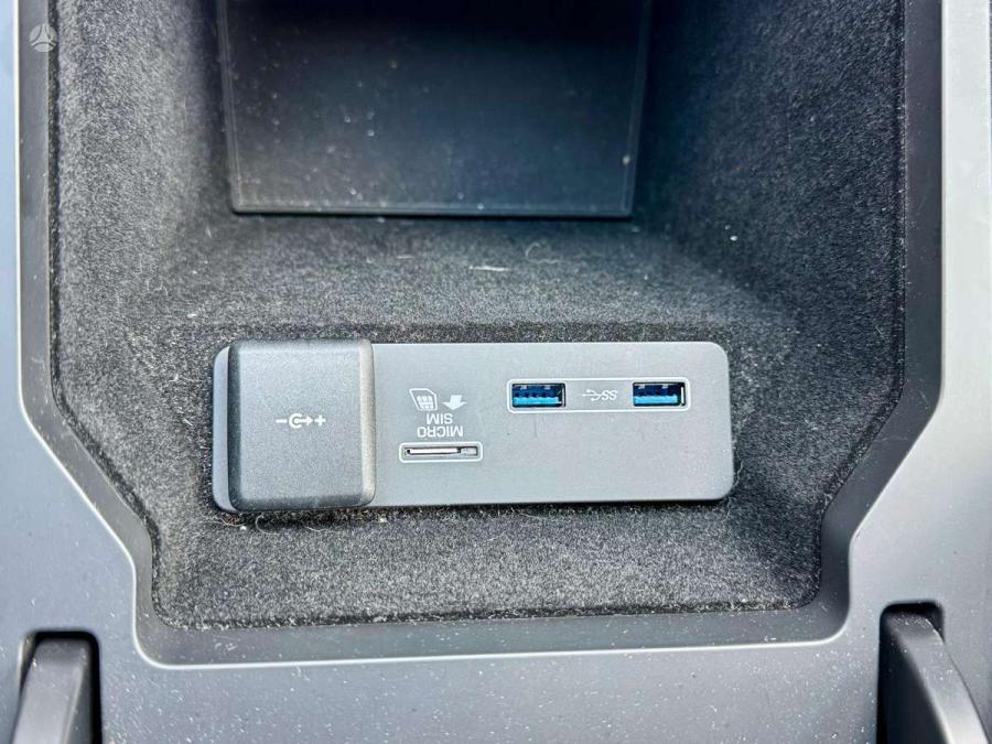 Sarkans Land Rover Discovery Sport 2021 Marijampole, ar dzinēja tilpumu 2.00 L un nobraukumu 130 tūkst. km par 15900 €, foto 36 vietnē AUTOMOTO.COM.LV