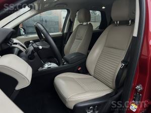Sarkans Land Rover Discovery Sport 2022 Rīga, ar dzinēja tilpumu 1.50 L un nobraukumu 75 tūkst. km par 39950 €, foto 8 vietnē AUTOMOTO.COM.LV