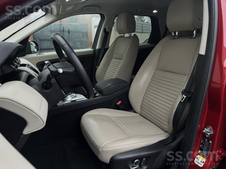 Sarkans Land Rover Discovery Sport 2022 Rīga, ar dzinēja tilpumu 1.50 L un nobraukumu 75 tūkst. km par 39950 €, foto 8 vietnē AUTOMOTO.COM.LV