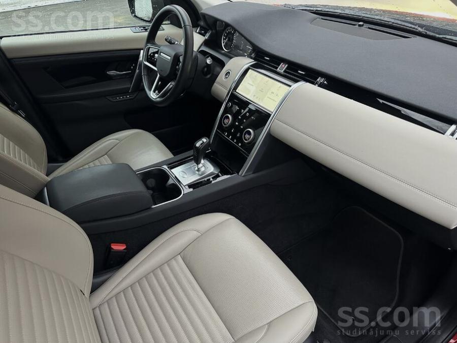 Sarkans Land Rover Discovery Sport 2022 Rīga, ar dzinēja tilpumu 1.50 L un nobraukumu 75 tūkst. km par 39950 €, foto 24 vietnē AUTOMOTO.COM.LV