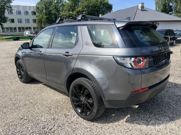 Land Rover Discovery Sport 2016 in Valmiera, with an engine capacity of 2.00 L and mileage of 0 thousand km for 9200 €, photo 4 on AUTOMOTO.COM.LV