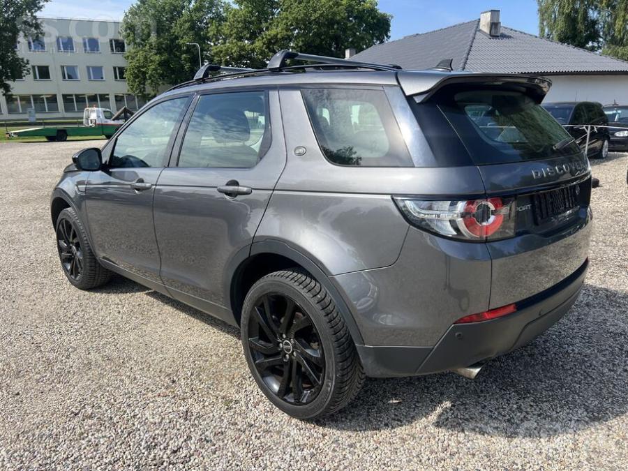 Land Rover Discovery Sport 2016 in Valmiera, with an engine capacity of 2.00 L and mileage of 0 thousand km for 9200 €, photo 5 on AUTOMOTO.COM.LV
