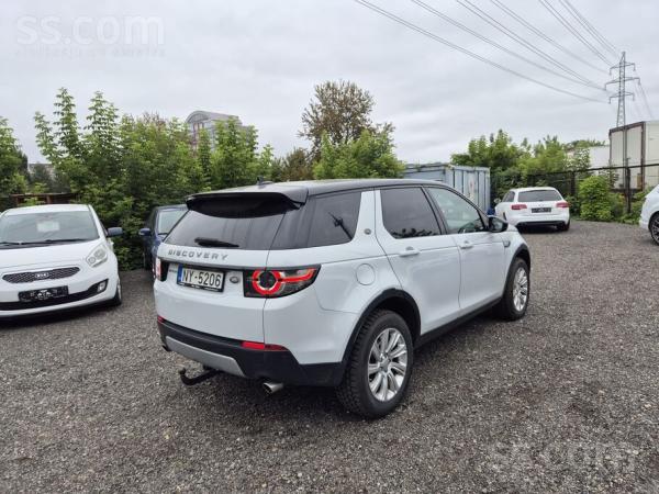 Белый Ленд Ровер Discovery Sport 2015 в Рига, объемом двигателя 2.00 л и пробегом 230 тыс. км за 11990 €, фото 6 на AUTOMOTO.COM.LV