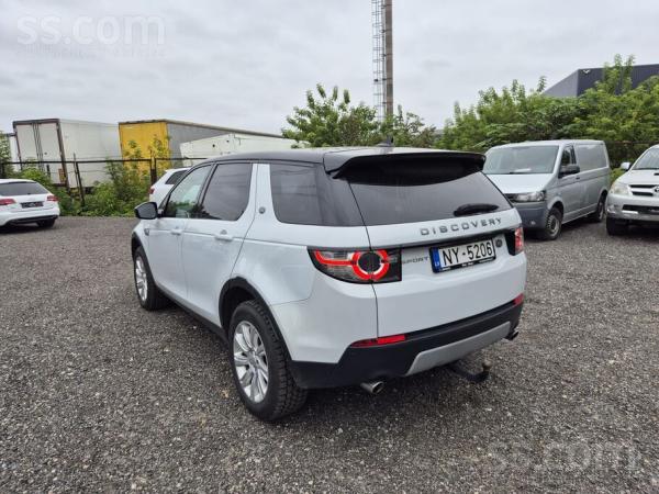 Белый Ленд Ровер Discovery Sport 2015 в Рига, объемом двигателя 2.00 л и пробегом 230 тыс. км за 11990 €, фото 8 на AUTOMOTO.COM.LV