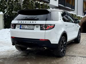 White Land Rover Discovery Sport 2015 in Jelgava, with an engine capacity of 2.20 L and mileage of 204 thousand km for 14800 €, photo 3 on AUTOMOTO.COM.LV