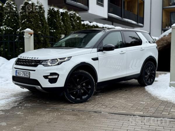 White Land Rover Discovery Sport 2015 in Jelgava, with an engine capacity of 2.20 L and mileage of 204 thousand km for 14800 €, photo 5 on AUTOMOTO.COM.LV