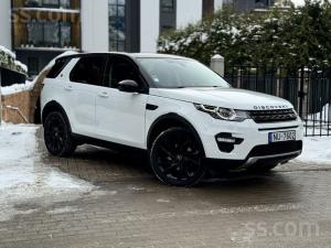 White Land Rover Discovery Sport 2015 in Jelgava, with an engine capacity of 2.20 L and mileage of 204 thousand km for 14800 €, photo 6 on AUTOMOTO.COM.LV