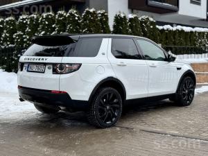 White Land Rover Discovery Sport 2015 in Jelgava, with an engine capacity of 2.20 L and mileage of 204 thousand km for 14800 €, photo 7 on AUTOMOTO.COM.LV