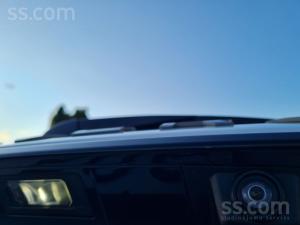 White Land Rover Discovery Sport 2015 in Daugavpils, with an engine capacity of 2.00 L and mileage of 129 thousand km for 16700 €, photo 15 on AUTOMOTO.COM.LV