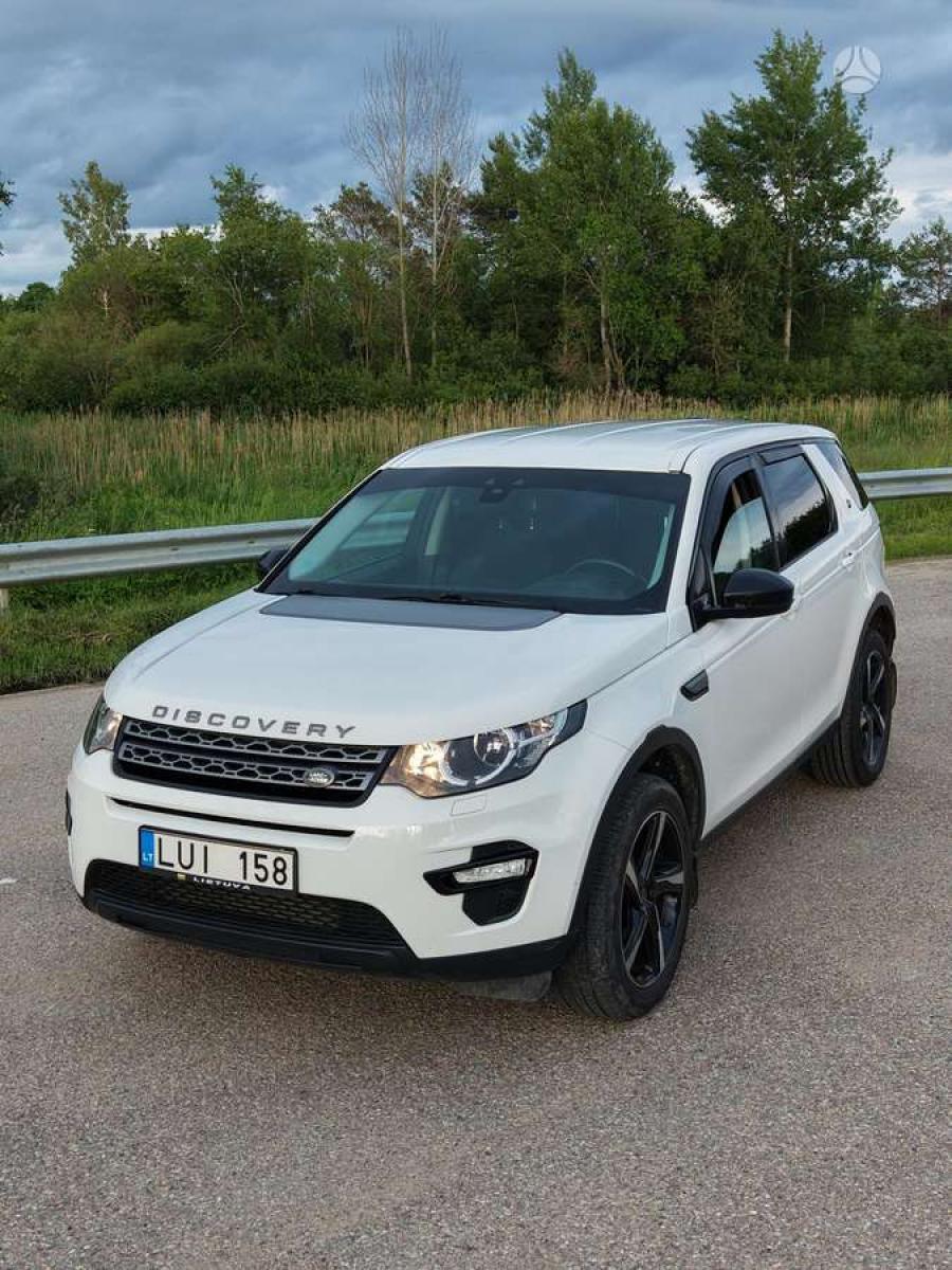 Белый Ленд Ровер Discovery Sport 2015 в Вильнюс, объемом двигателя 2.18 л и пробегом 303 тыс. км за 9300 €, фото 1 на AUTOMOTO.COM.LV
