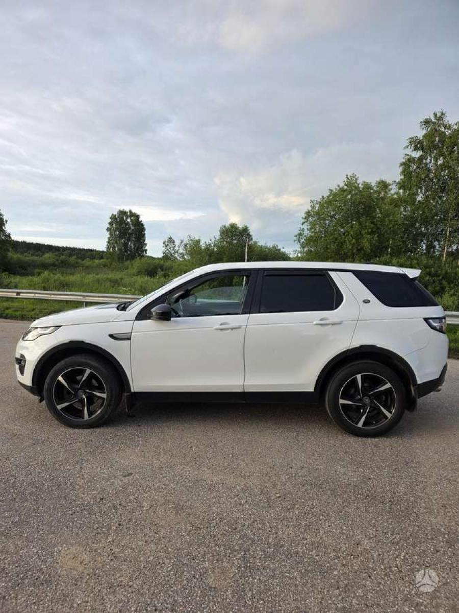 Белый Ленд Ровер Discovery Sport 2015 в Вильнюс, объемом двигателя 2.18 л и пробегом 303 тыс. км за 9300 €, фото 6 на AUTOMOTO.COM.LV